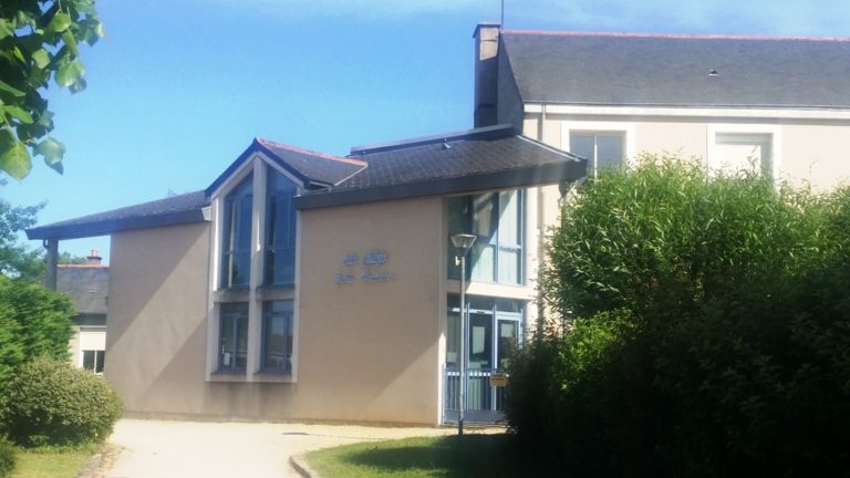 Écoles > Bazouges-Cré sur Loir